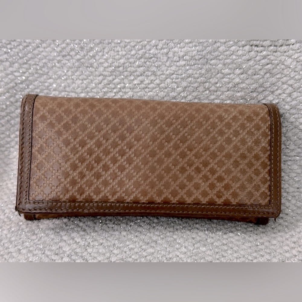 Gucci Authentic Vintage Large Leather Wallet - Gem